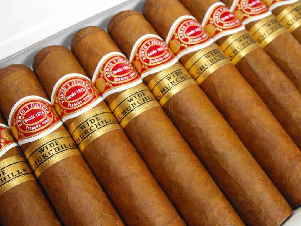 Buy Cuban Cigars Online Cohiba, Montecristo & Hoyo de Monterrey Cigars