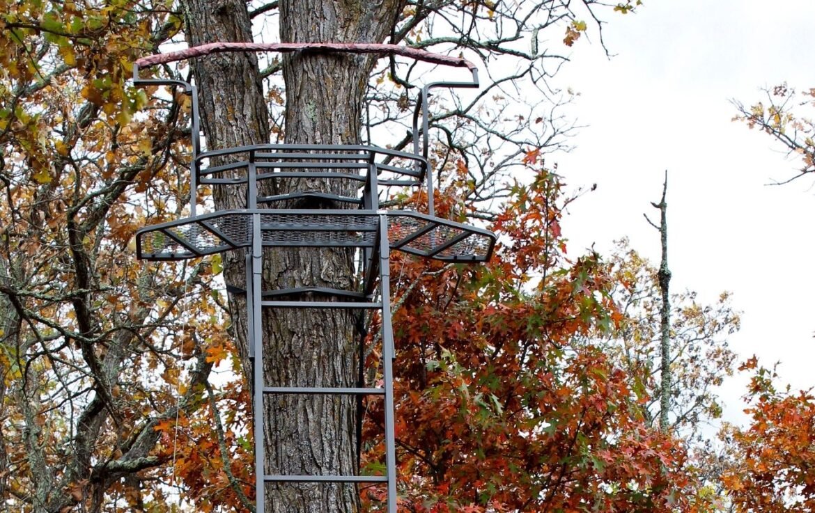 Best 2 Man Tree Stand - Muddy Hunting