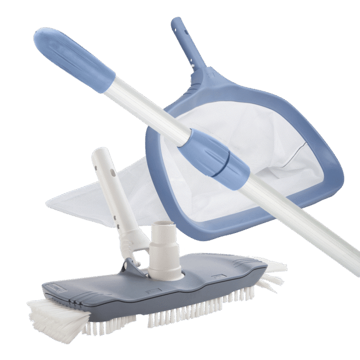 Poolsarg med kantsten runt pool. Rundad poolsarg ger skön sittyta