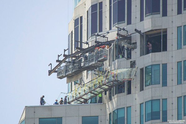 You Can Now Use A Skyslide That Sits Outside of an L.A. Building 1,000 Feet