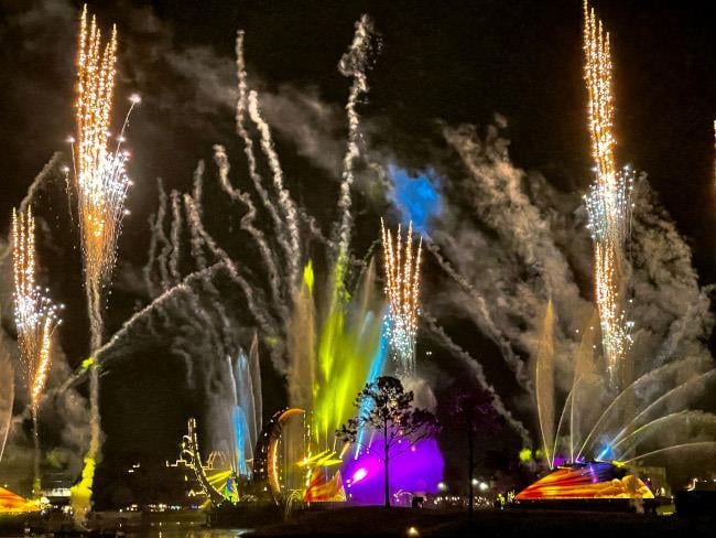 REVIEW: Spice Road Table Fireworks Dining Package at EPCOT