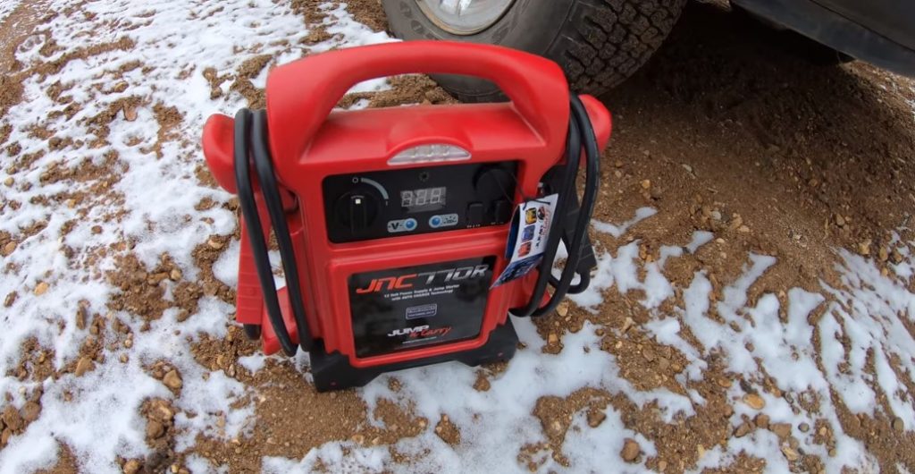 4 Best Portable Jump Starter For V8 [Gloden Guide & Review]