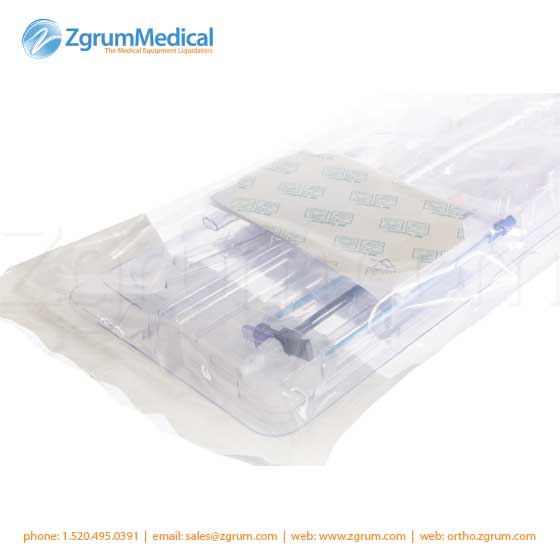 Medcomp HFS24 14.5F x 24 cm Hemo - Flow Double Lumen Catheter Set - Zgrum Medical