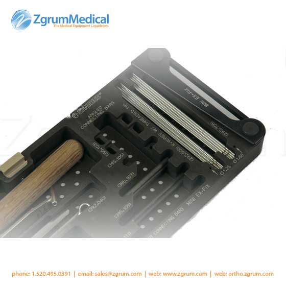 Synthes Mini External Fixator Set - 115.985 - Zgrum Medical