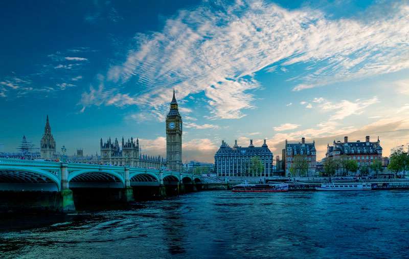 ¿Debería estudiar en Estados Unidos o en Inglaterra?